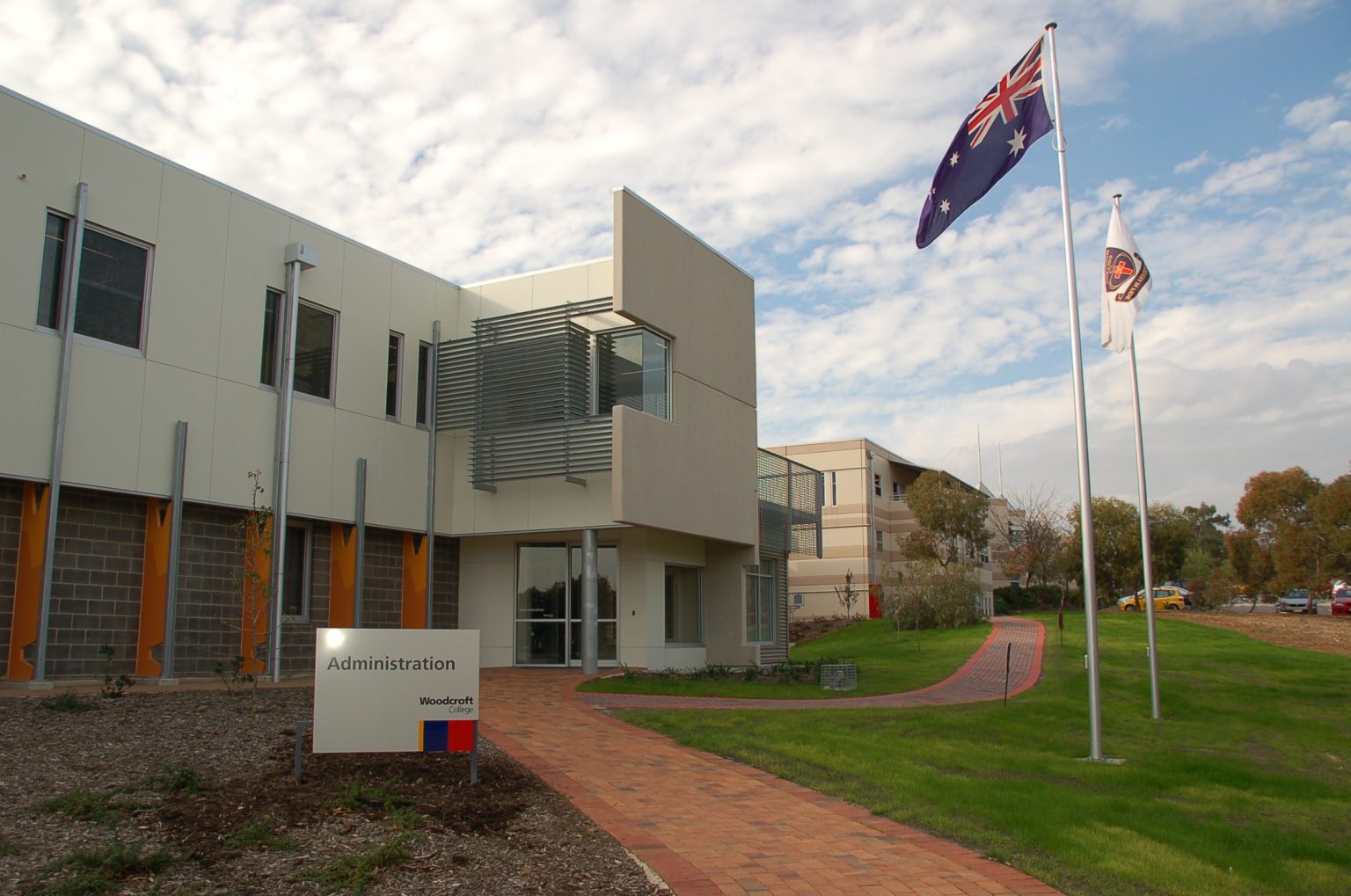 Woodcroft College | Our History