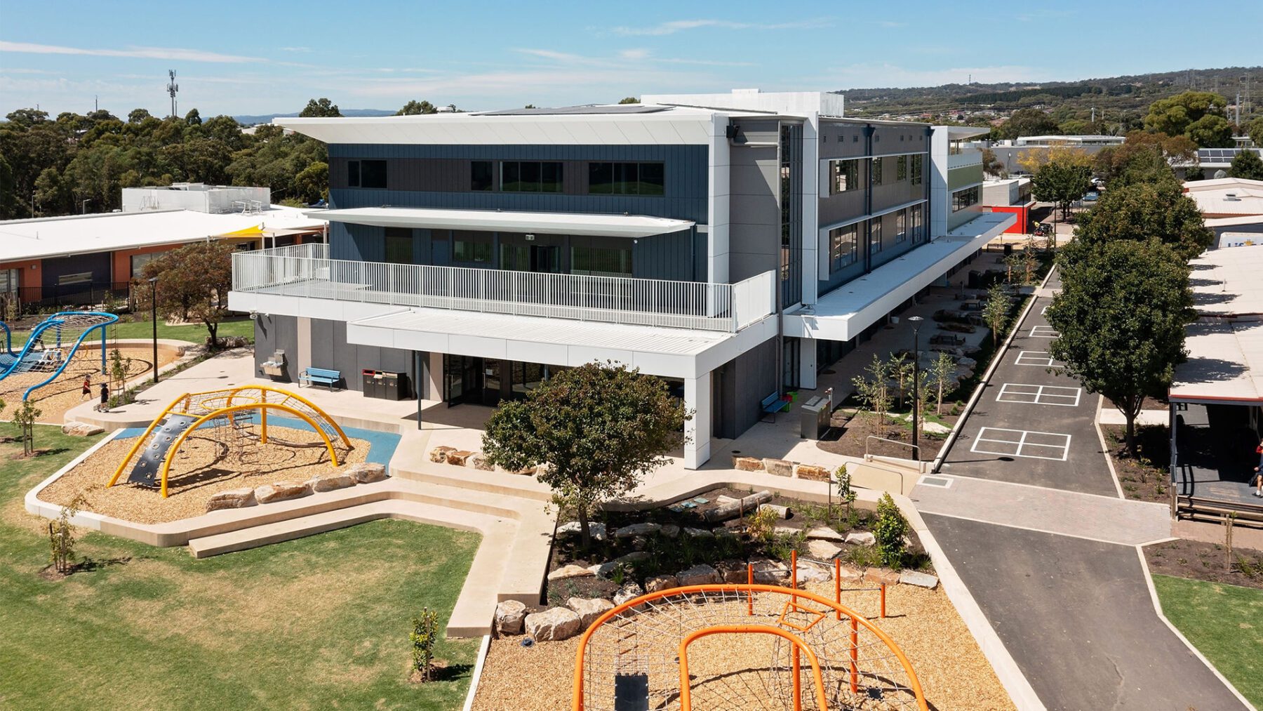 Woodcroft College | Governance and Leadership